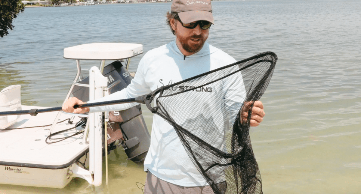 Frabill Folding Landing Net Review [Top 3 Pros & Cons]