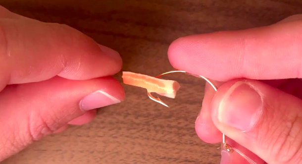 How To Use Fishbites For Surf Fishing (Review & Rigging Tips)