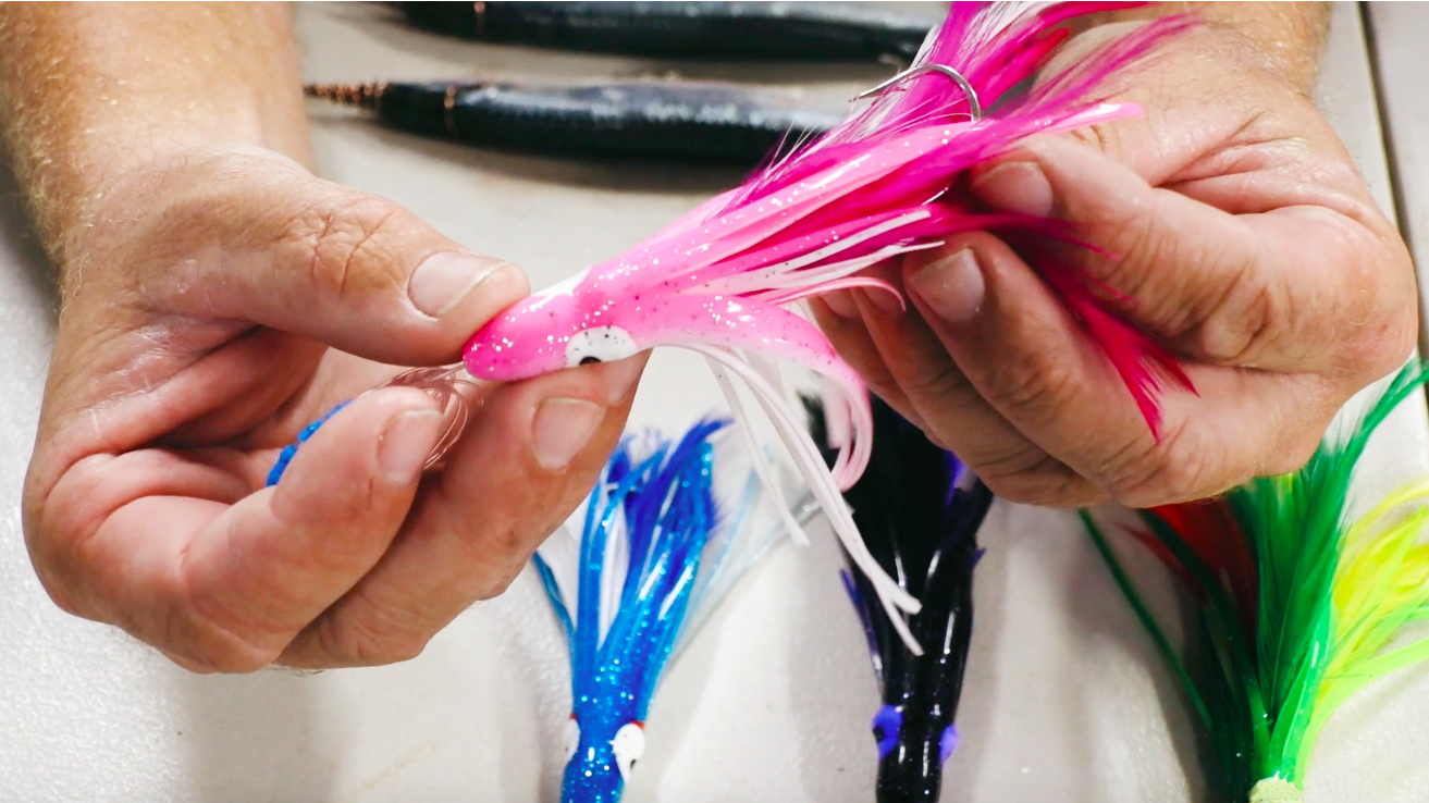 Best Lures For Mahi-Mahi & Blackfin Tuna (And How To Troll With Them)